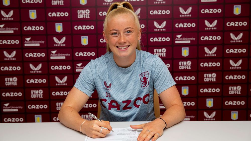 Freya Gregory pens contract extension | Aston Villa