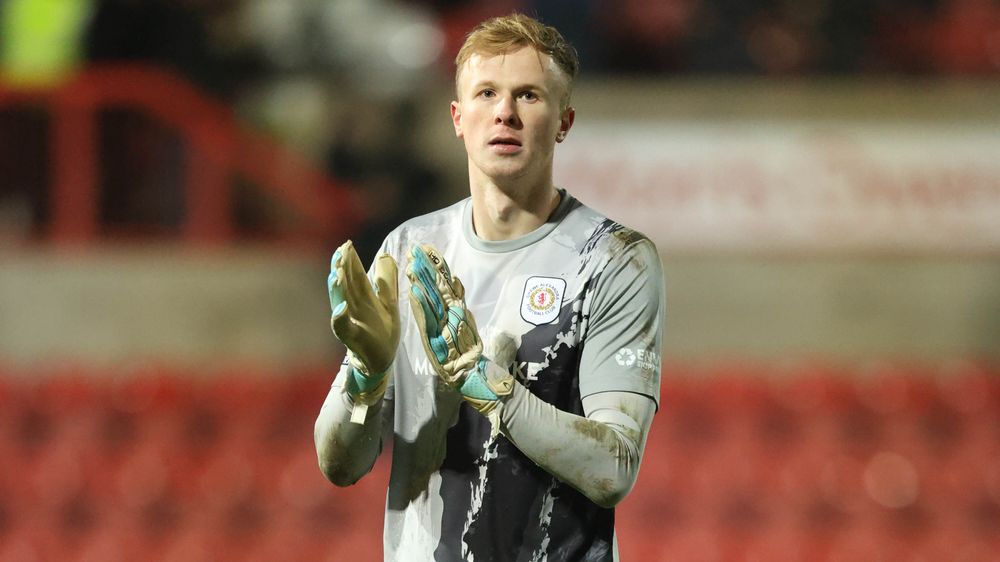 Clean sheets for Filip Marschall and Àlex Moreno | Aston Villa
