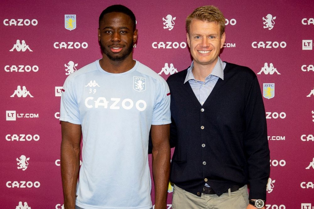 Davis signs new contract | Aston Villa