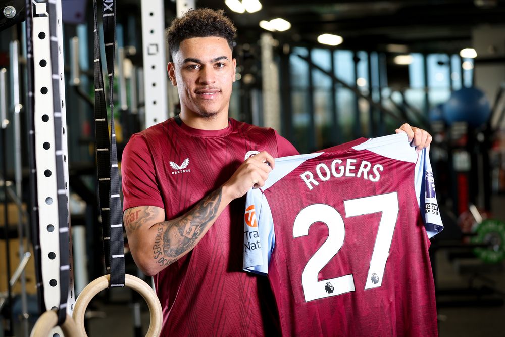 الكشف عن قميص مورجان روجرز مع فيلا | Aston Villa