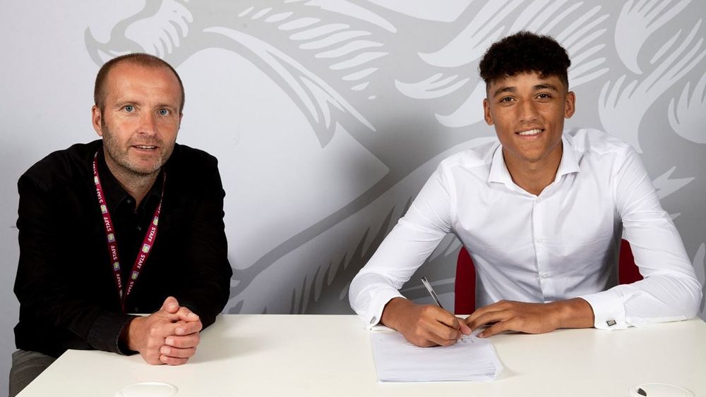 Chrisene joins from Exeter City ️ | Aston Villa