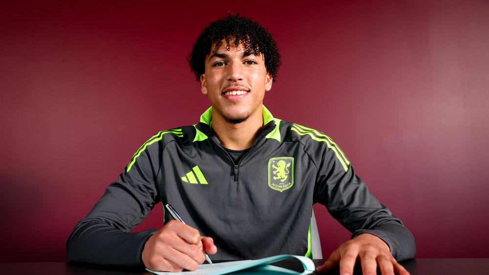 Leon Routh pens first professional contract | Aston Villa