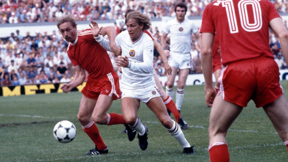 Legacy Numbers: Gary Shaw, John Fashanu, Sam Hardy and Pat Saward ...