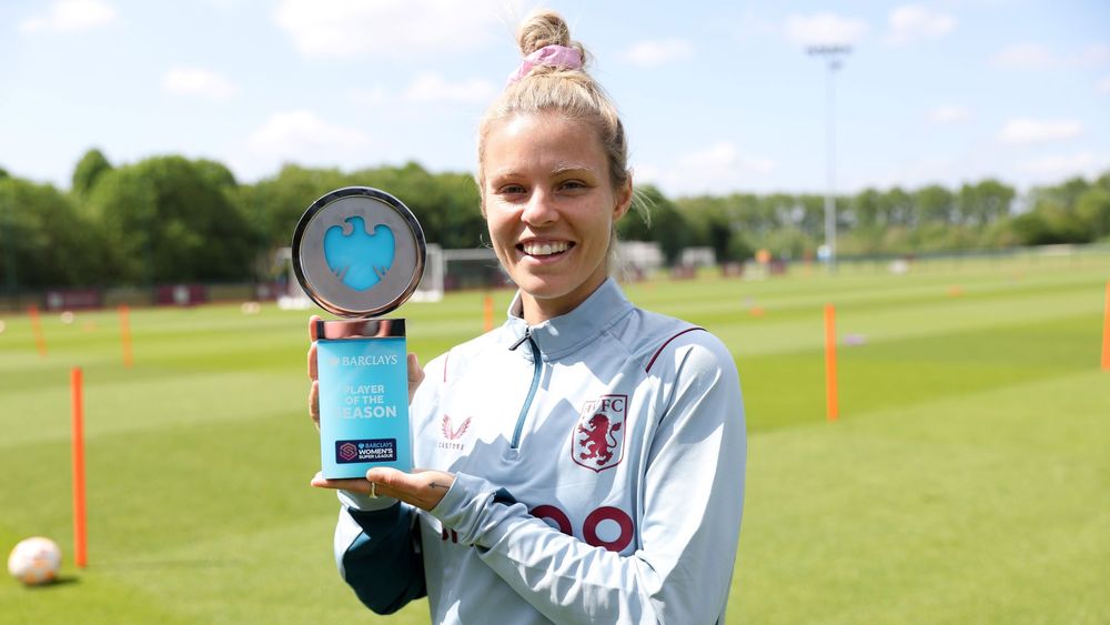 Rachel Daly wins Barclays WSL Player of the Season award! | Aston Villa